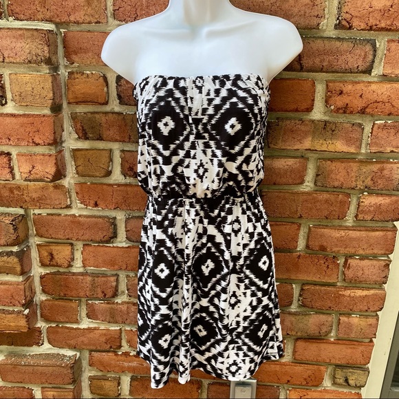 Three Hearts | Dresses | Three Pink Hearts Strapless Black Wh Aztec ...